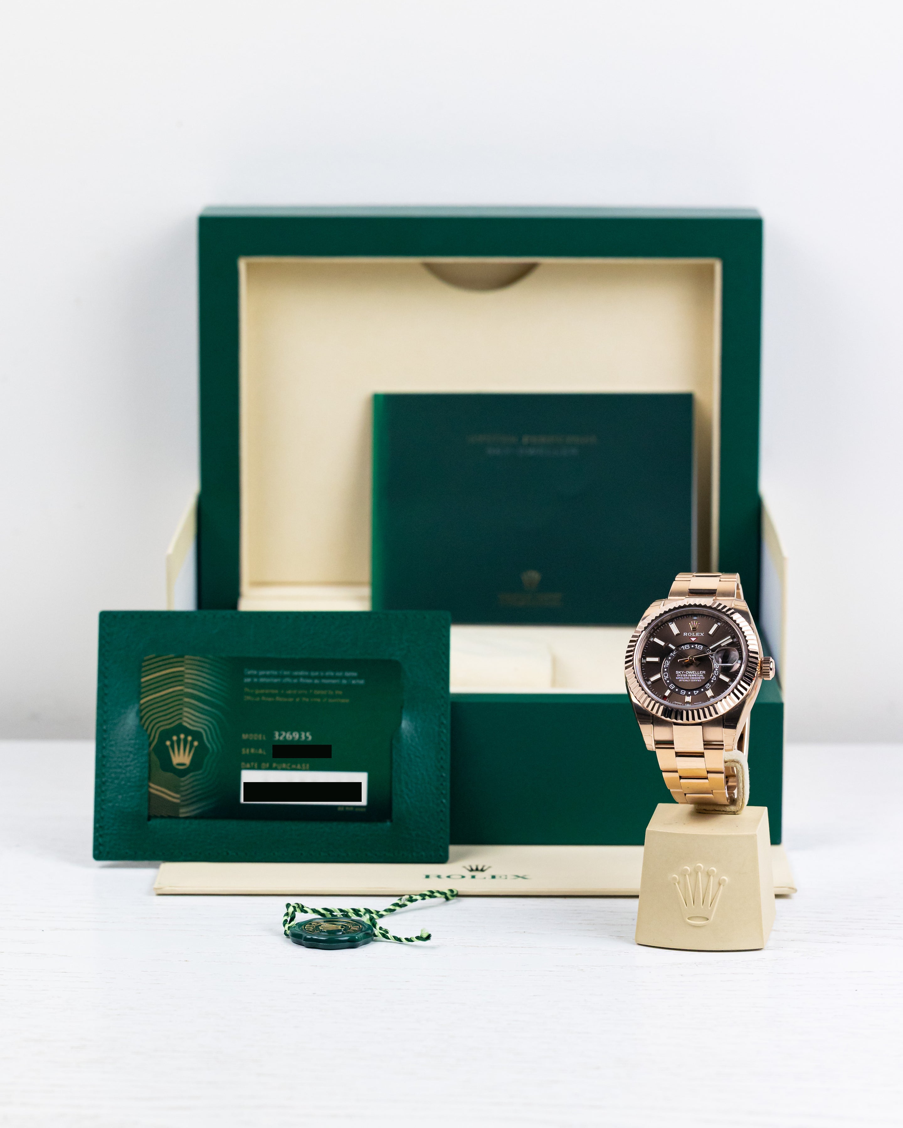 Circle Red - Luxury Watch Experts - Resellers and Sourcing – Circle Red ...